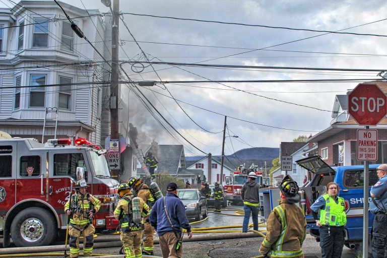 Working House Fire On East Union Street - Fire District 63